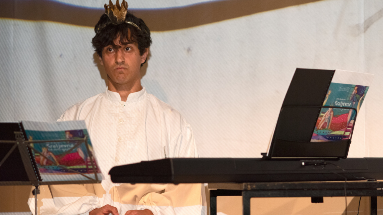 Ulaznice za : Teatar Poco Loco - Priča mi se priča: KRALJEVNA NA ZRNU ...